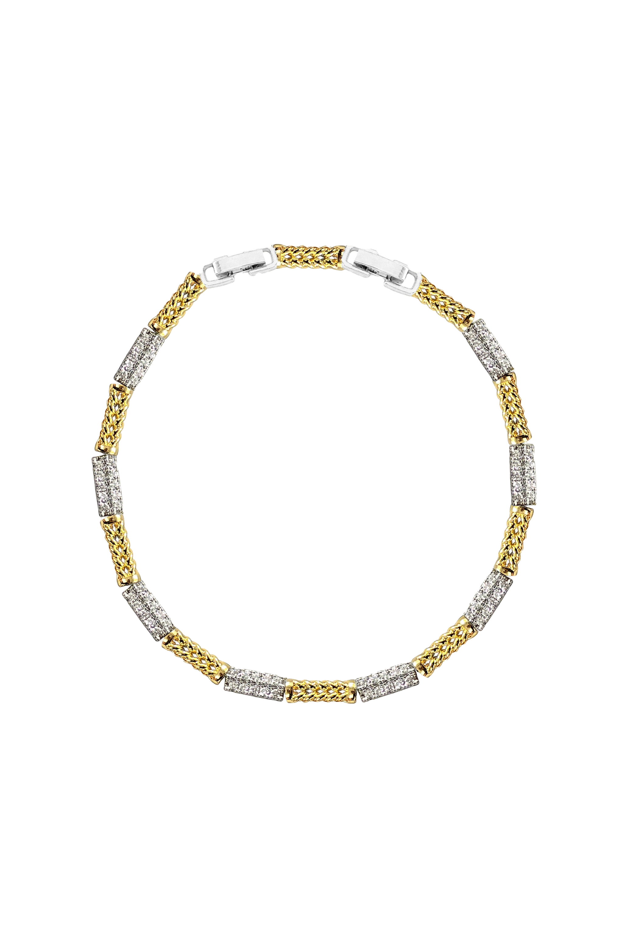 Mazira Bileklik: Zarafet ve Işıltı